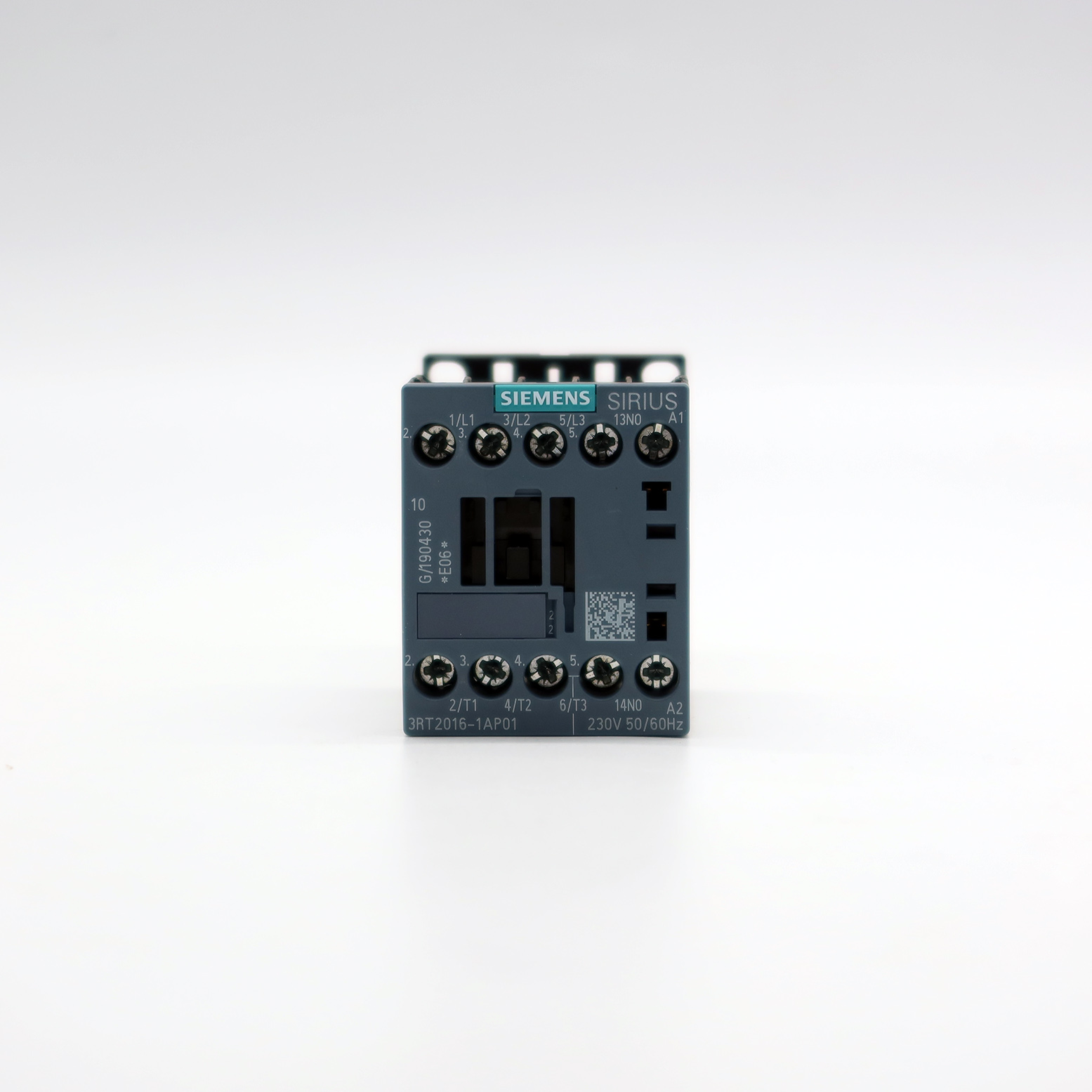 Siemens 3RT2016-1AP01 power contactor 50/60 Hz 9 A 4 kW / 400 V