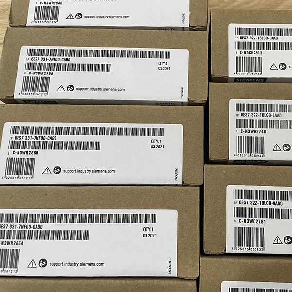Siemens module SIMATIC S7-300 SM 331 AI U/I 8×16 bit 6ES7331-7NF00-0AB0